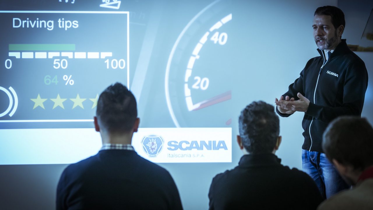 Scania Driver Training: oltre 800 autisti a scuola di guida efficiente ...