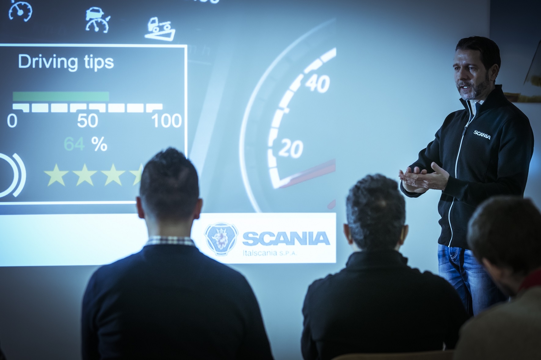 Scania Driver Training: oltre 800 autisti a scuola di guida efficiente ...