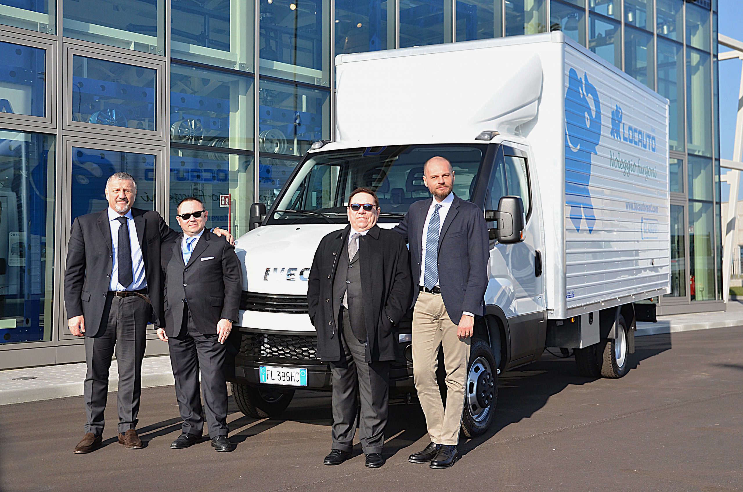 Iveco completa una fornitura di 130 veicoli alla società di noleggio ...