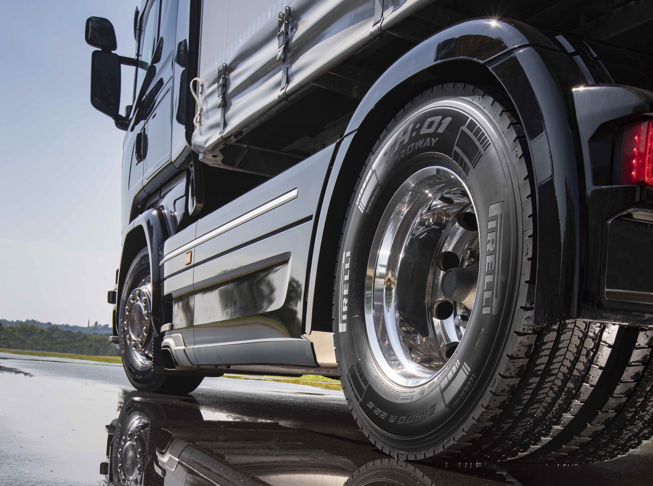 Prometeon Tyre Group lancia Pirelli H:01 PROWAY | Vado e Torno Web