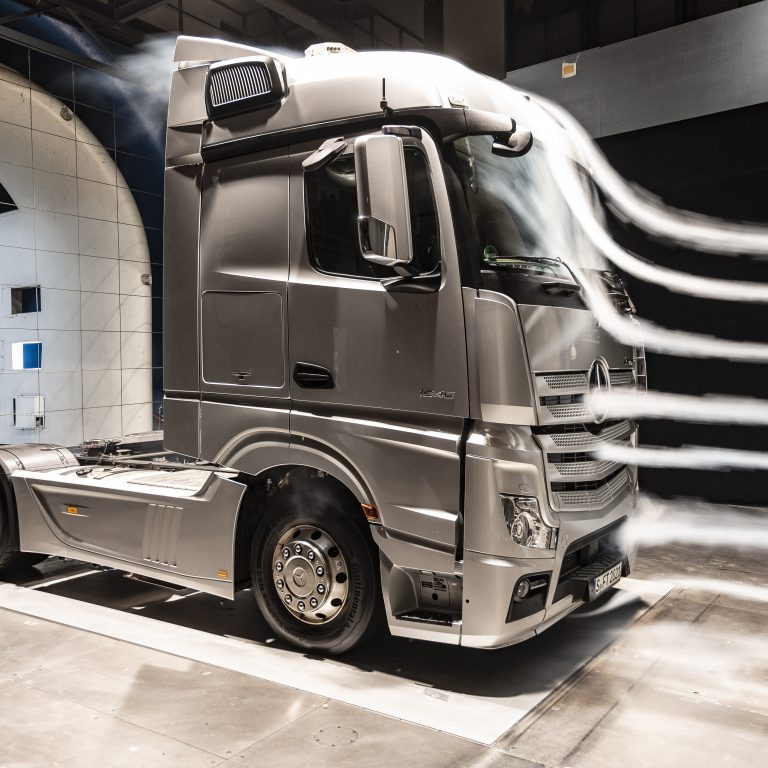 Nuovo Actros, con l'aerodinamica 5% di consumi in meno