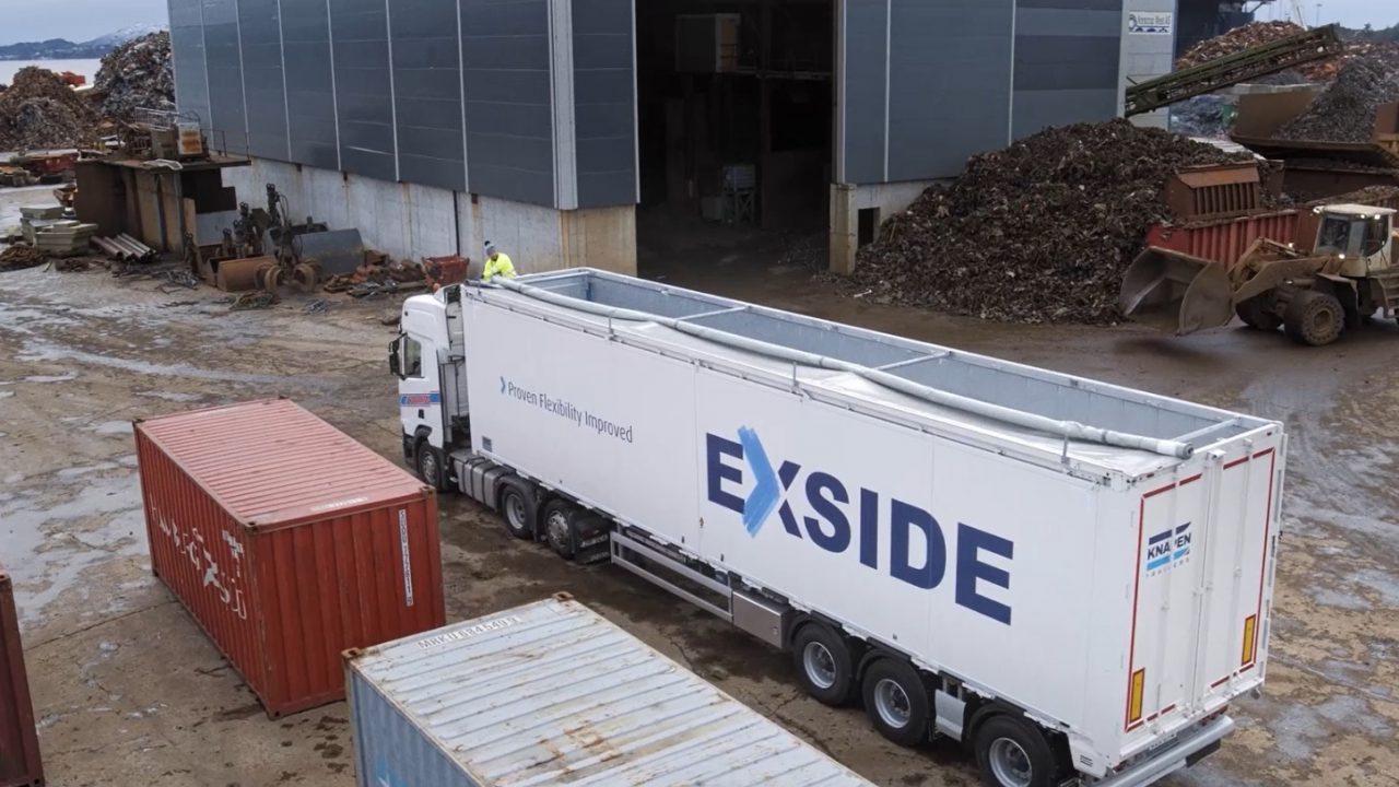 Knapen Trailers Exside, il piano mobile accessibile lateralmente | Vado e Torno Web