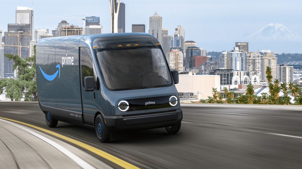 Amazon, arriva il primo furgone elettrico Rivian. Tante le novità