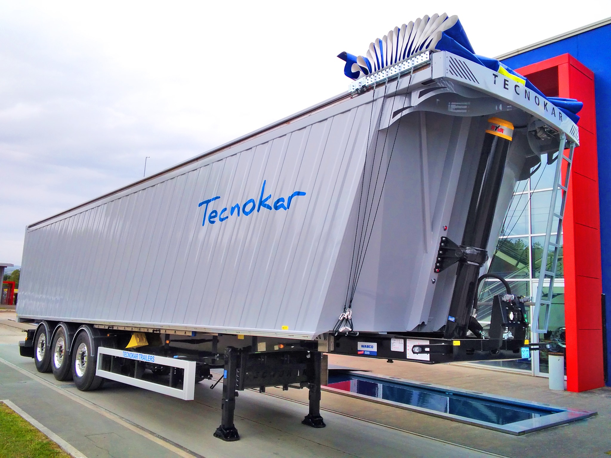 Tecnokar, i polivalenti in primo piano | Vado e Torno Web - News dell ...