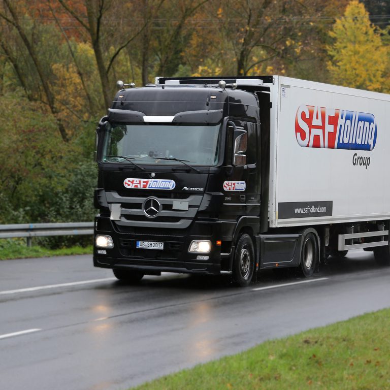 Assale elettrificato e sistema di monitoraggio pneumatici: SAF-Holland ...