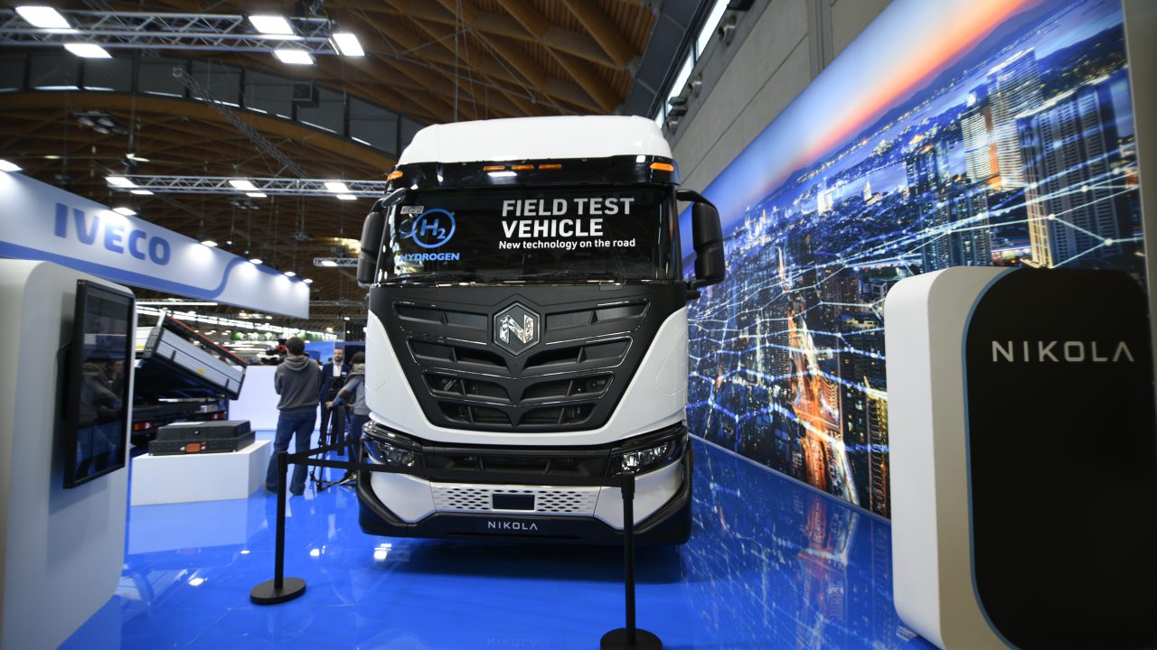 Il Nikola TRE BEV sbarca (davvero) in Italia. Annunciati a Ecomondo i ...
