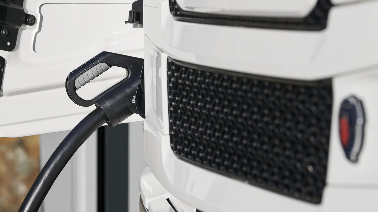Scania Charging Access: un modo intuitivo per sapere dove ricaricare il ...