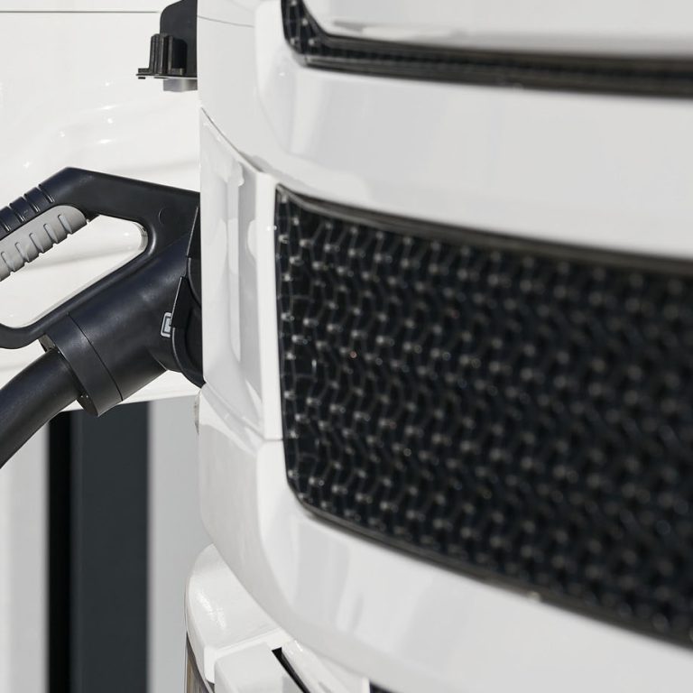 Scania Charging Access: un modo intuitivo per sapere dove ricaricare il ...