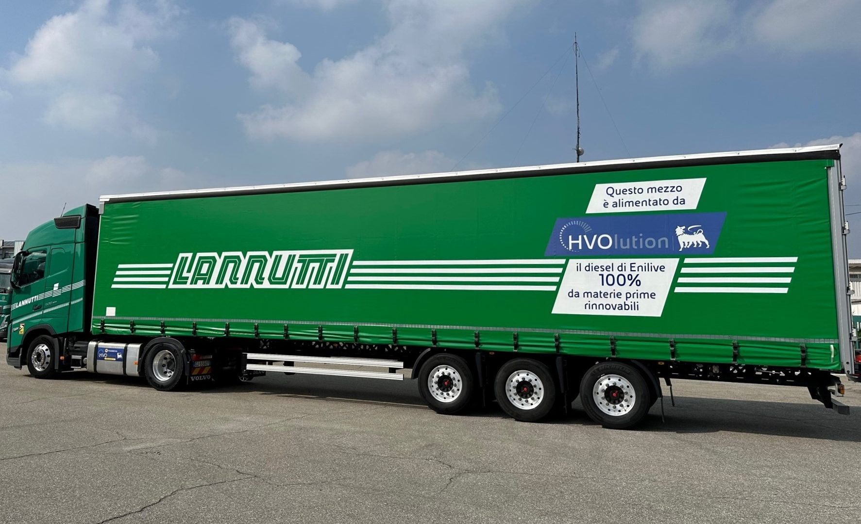 Enilive: il diesel 100% da materie prime rinnovabili muove la flotta ...