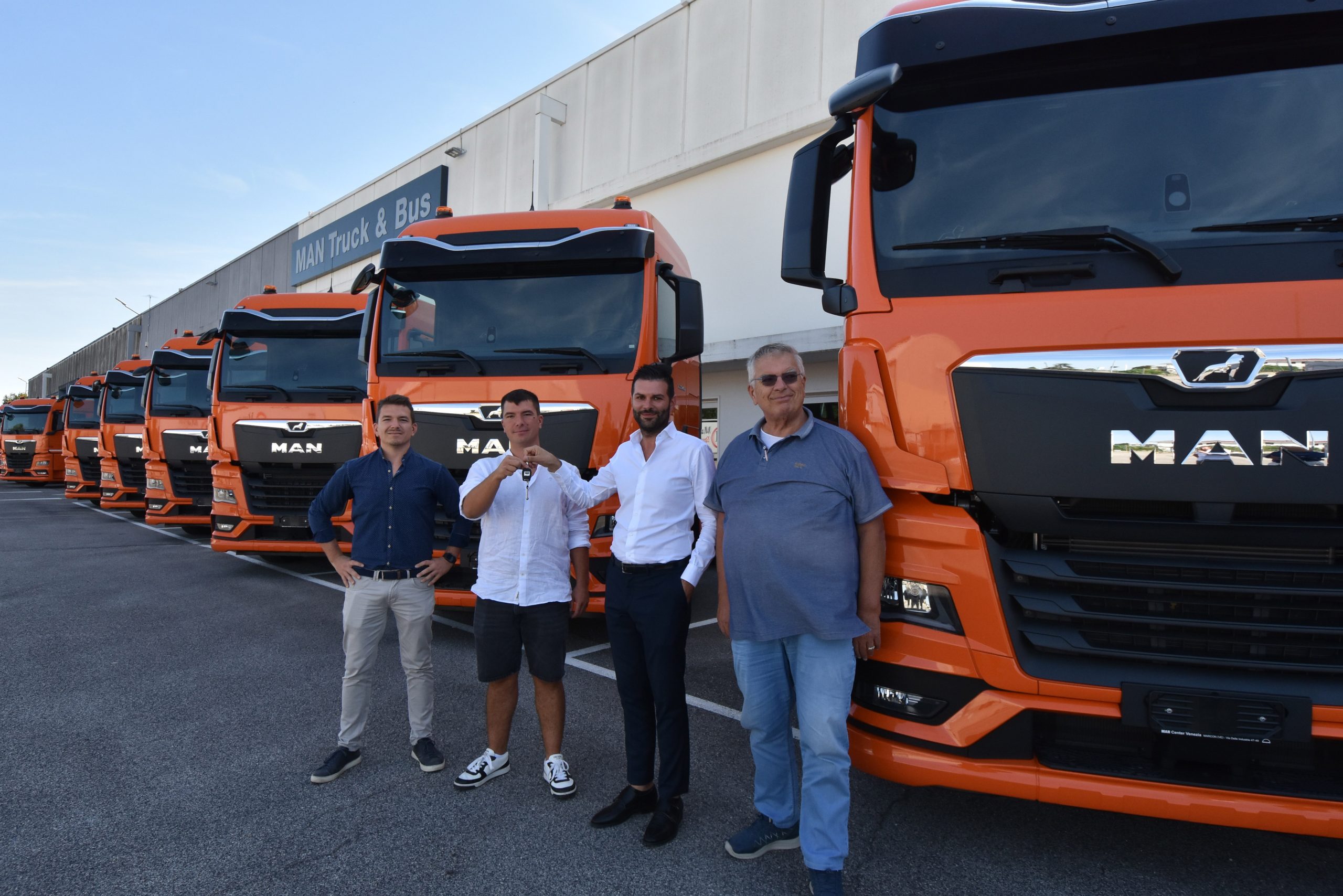 Otto nuovi MAN TGX 18.480 per la Pastrello Autotrasporti | Vado e Torno Web