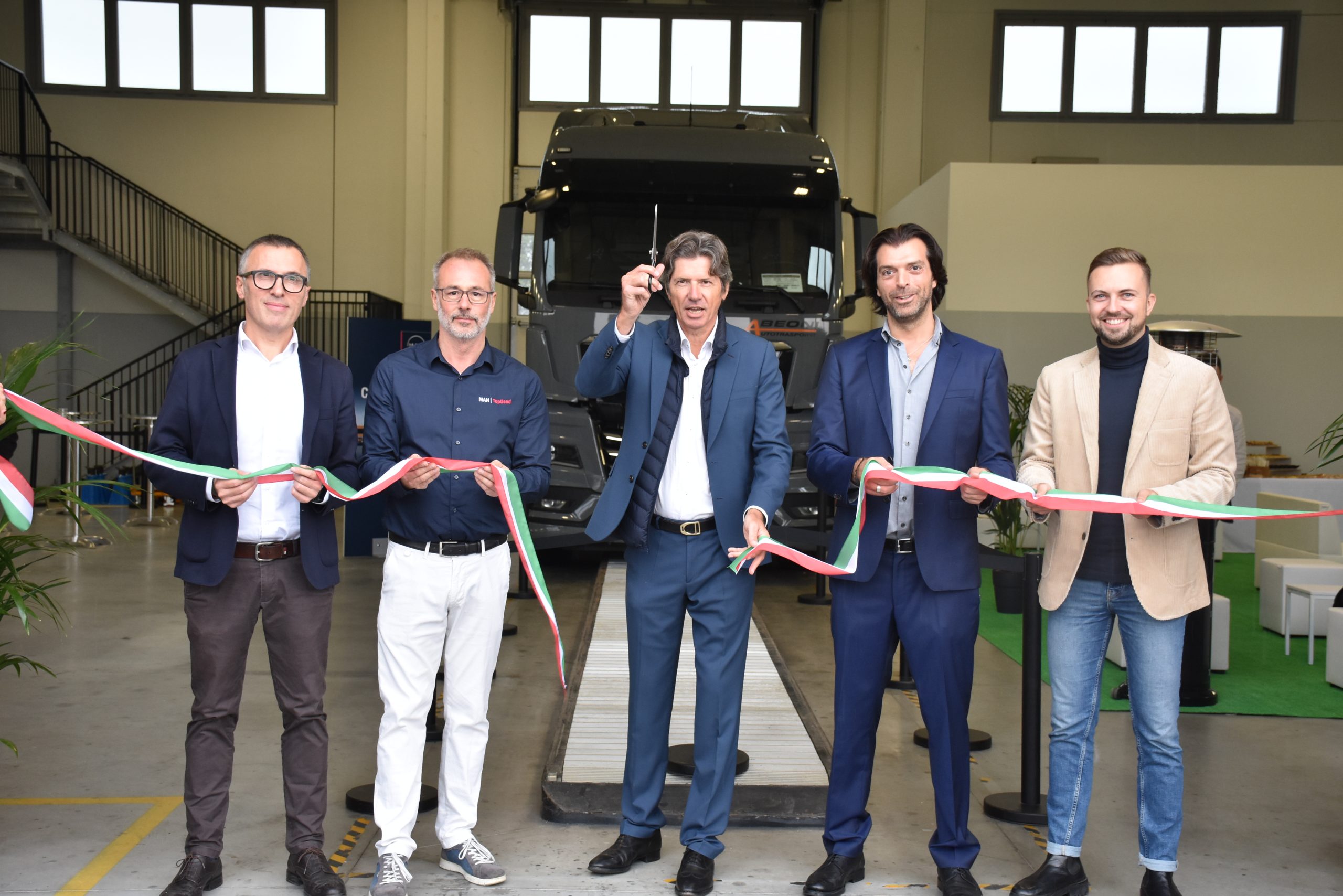MAN TopUsed Italia, inaugurata la nuova sede di Caorso | Vado e Torno Web