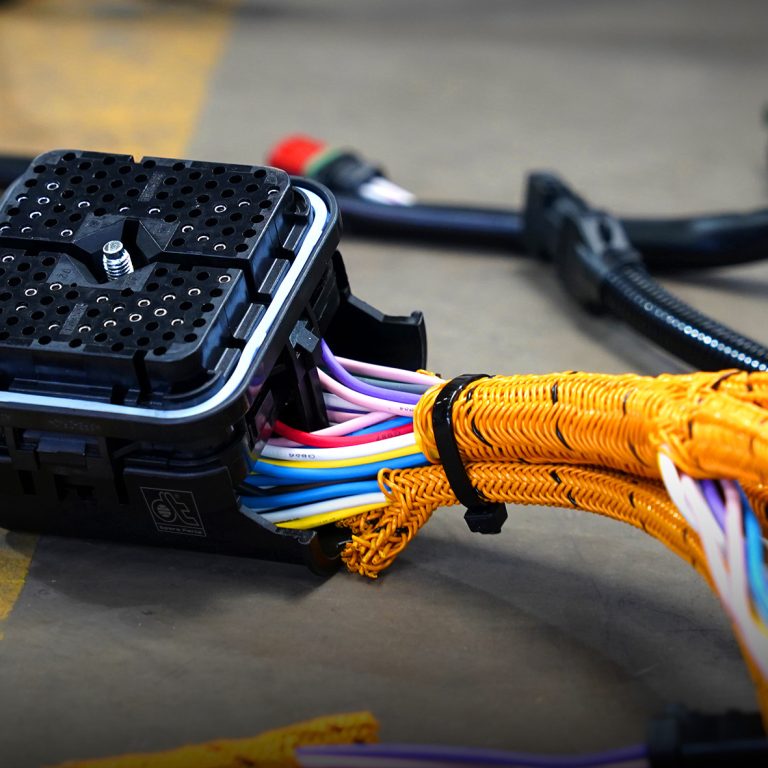 Diesel Technic: cablaggi e kit di riparazione DT Spare Parts | Vado e ...