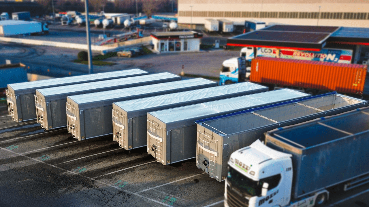 Semirimorchi, sei piani mobili Kraker (distribuiti da Multitrax) per la ...