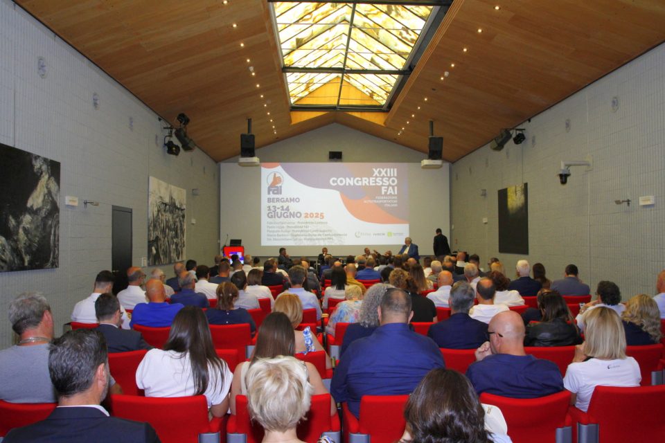 Il punto sull'autotrasporto al Congresso Nazionale FAI di Bergamo. Uggè ...