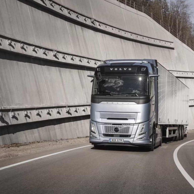 Volvo Trucks e la nuova funzione start&stop del motore